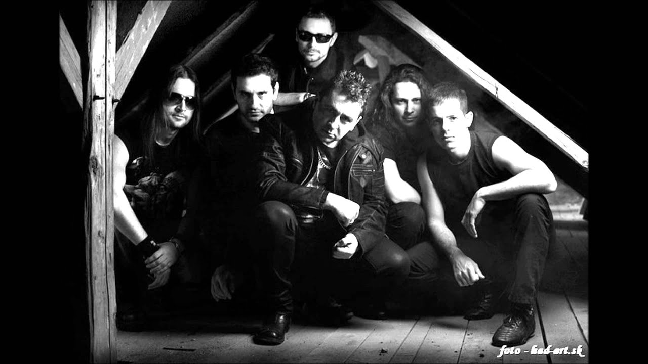 Trigger band Ruka tvá si brusí hák - YouTube