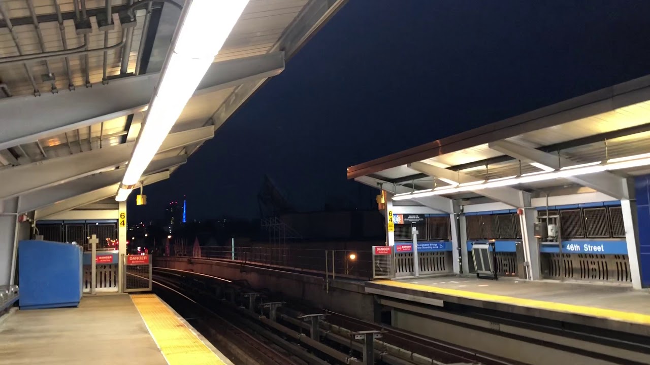 SEPTA MFL AT 46th st - YouTube