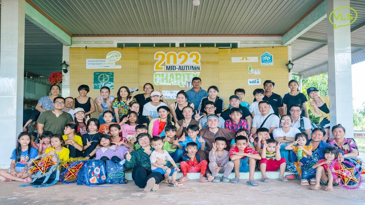 VLS' CSR Commitments: 2023 Mid-Autumn Charity Trip - YouTube