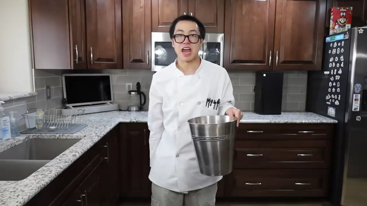 {V2 - Plainrock124} King Liang - AVGN out! - Sparta Hyper LOL Remix - YouTube