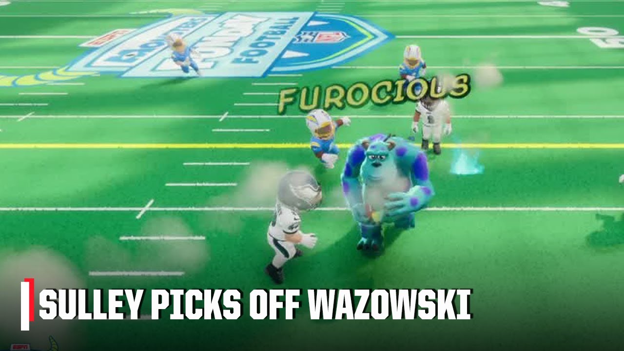 Back-to-back turnovers 😱 Mike Wazowski throws an INT to Sulley ...