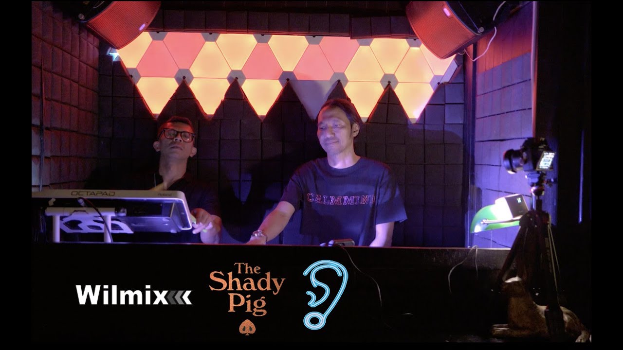Wilson Wilmix & Dody Percasso at The Shady Pig - YouTube