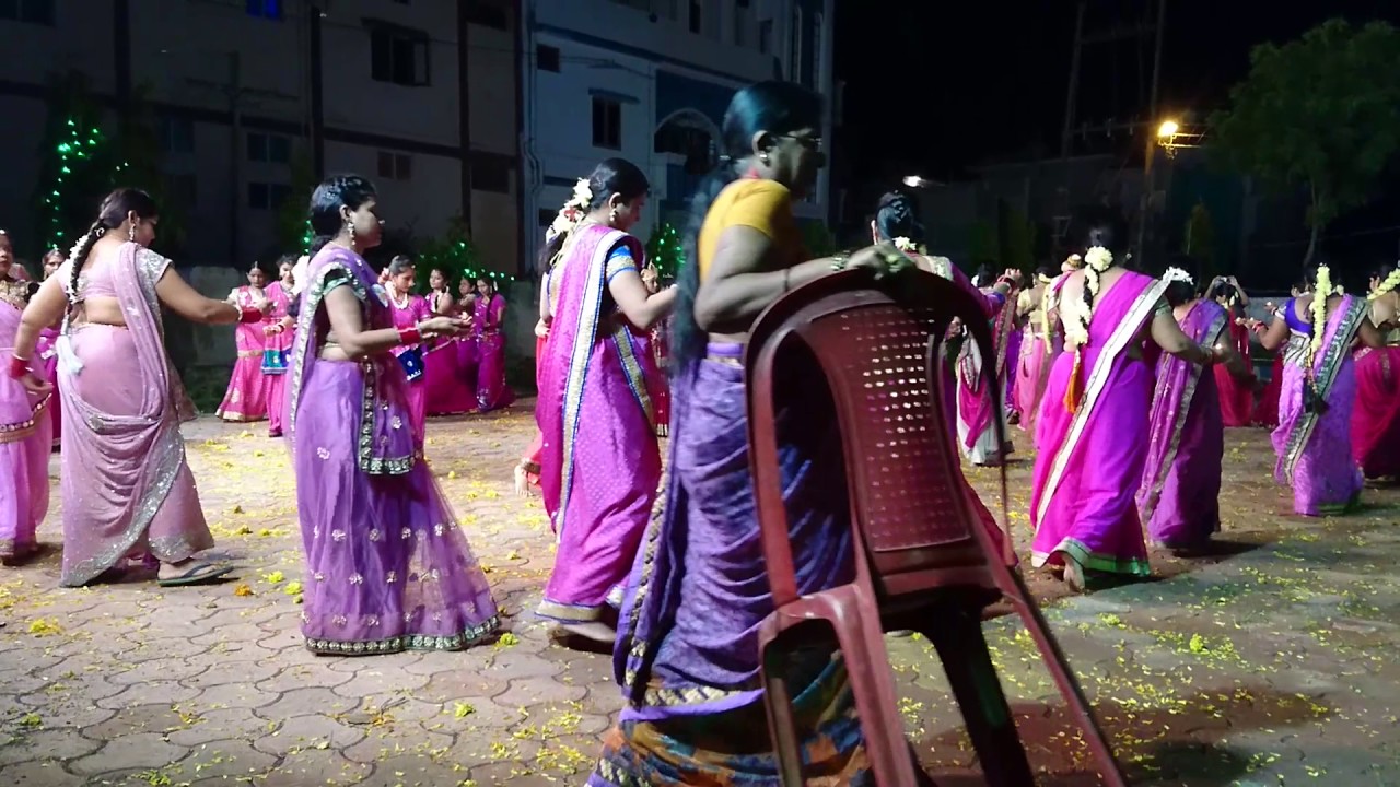 Best indian garwa dance - YouTube