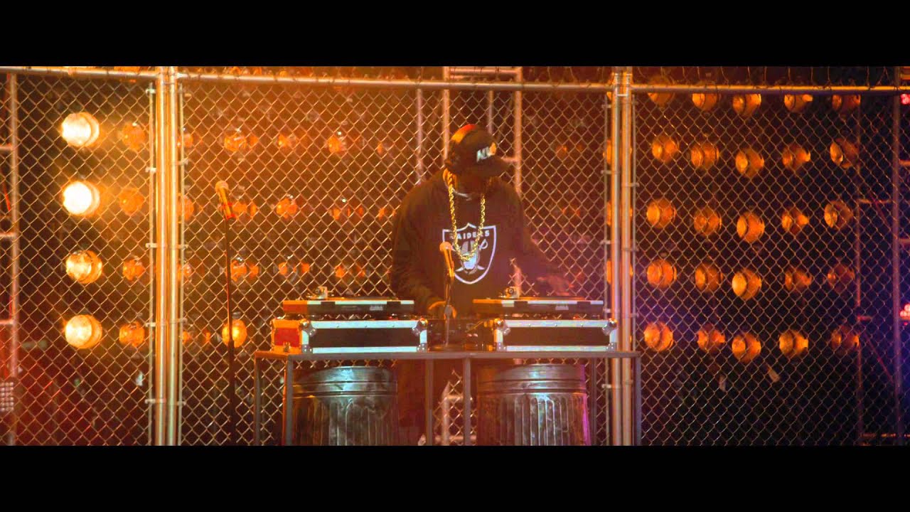 Straight Outta Compton - A Look Inside Featurette (Universal Pictures ...