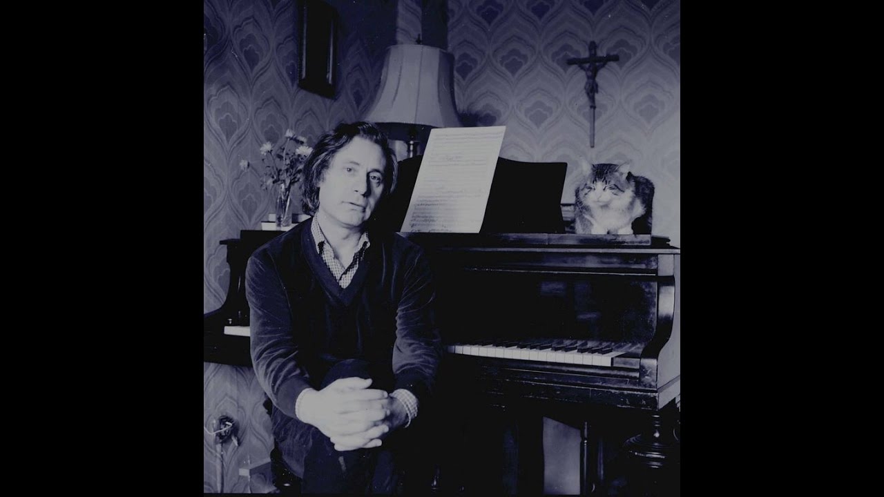 Alfred Schnittke ~ Symphony no. 7 ~ live - YouTube