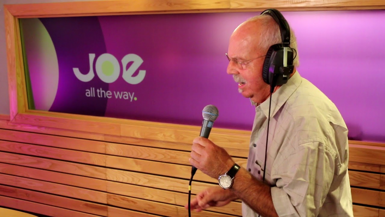 The Voice 65+: Maurice - Alleen Gaan (Will Tura-cover) - YouTube