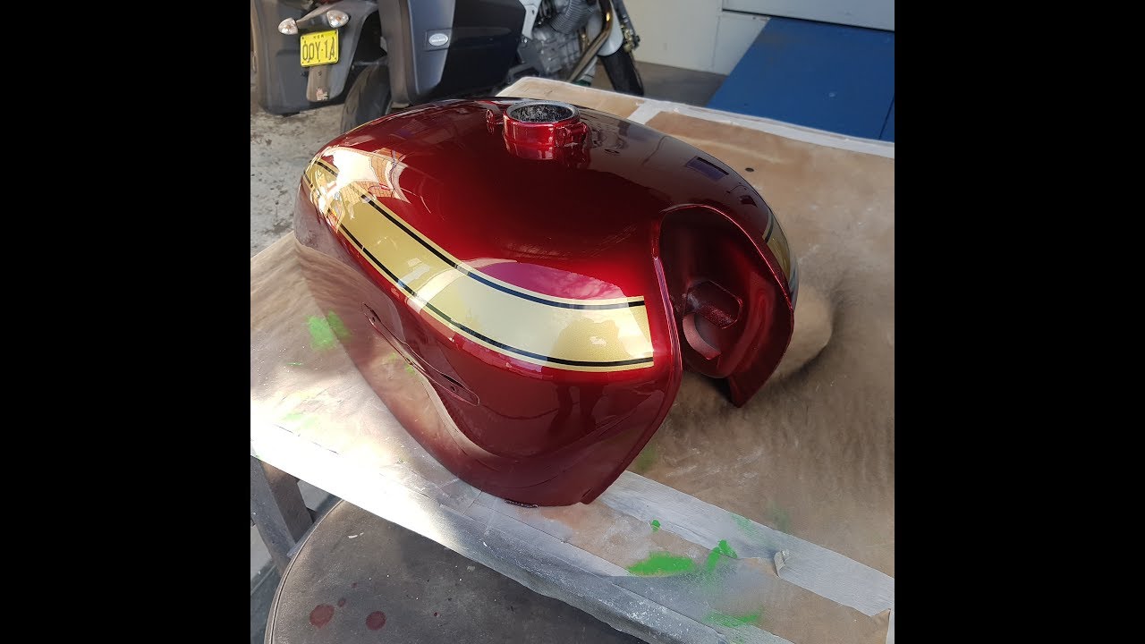 50/50 Triumph Fuel Tank, Spray Paint - CMRA© - YouTube