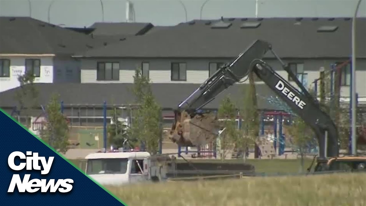 Calgary’s urban sprawl. A need or a luxury? - YouTube