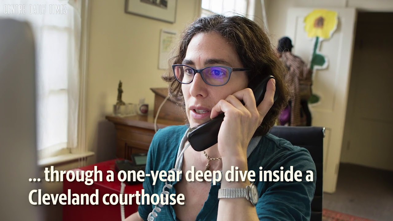 Sarah Koenig talks 'Serial,' the criminal justice system - YouTube