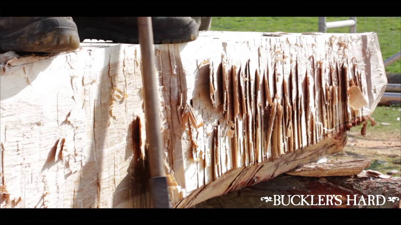 Shipwrights' Workshop - Hewing & Pit Sawing Day 4 - YouTube