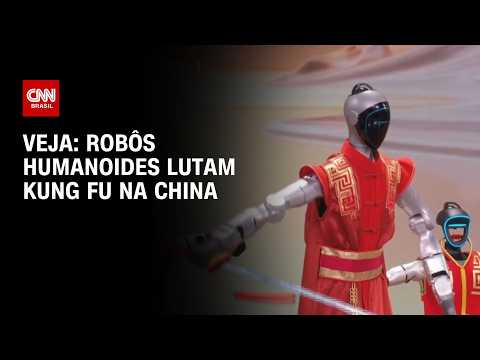 Robôs humanoides lutam Kung Fu na China em apresentação de Ano Novo | CNN BRASIL