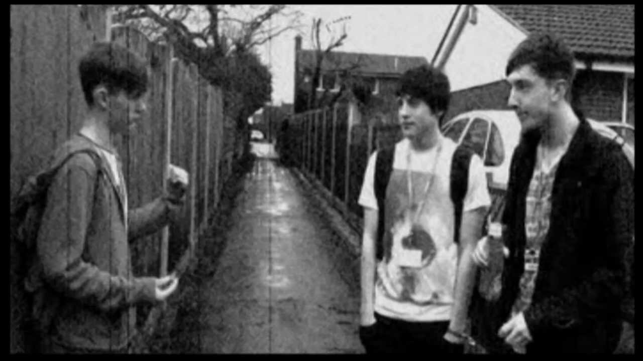 Stub it Out (Runshaw TV Anti-Smoking Video) - YouTube