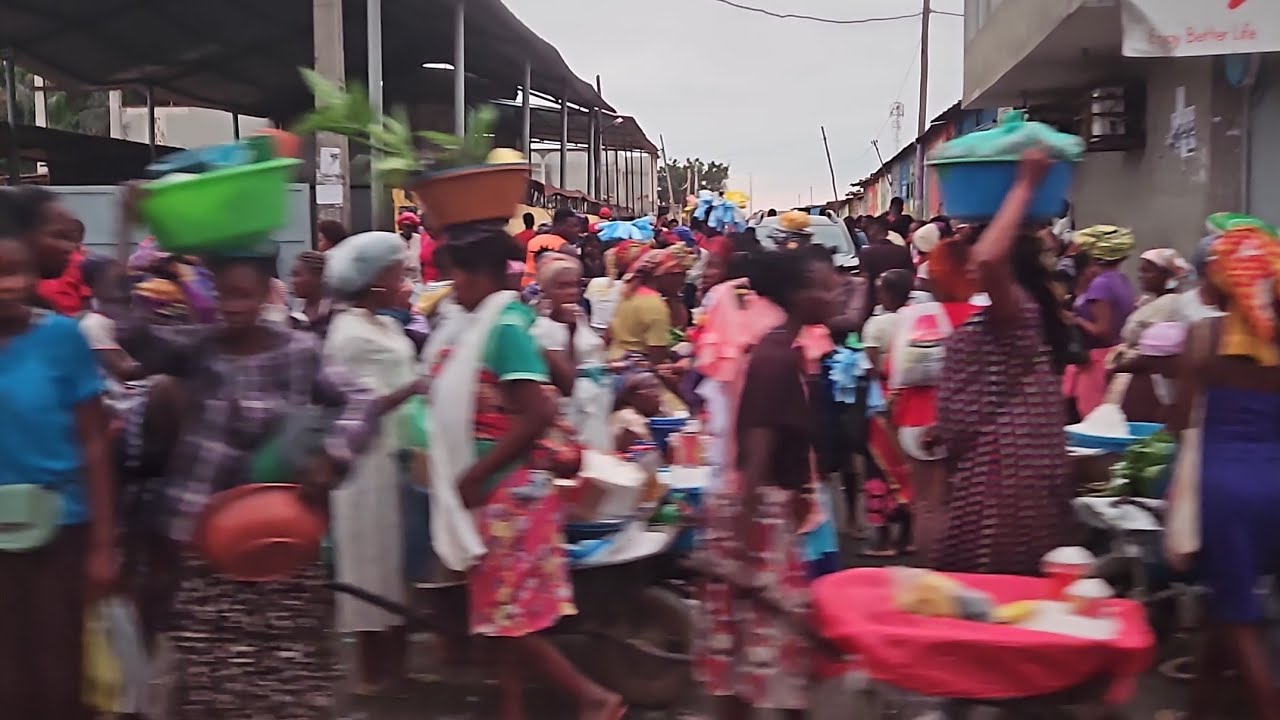 Zango 3 - Luanda - #angola #luanda #fabiofox - YouTube