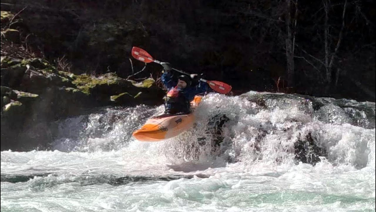 Shotgun, NFMF Willamette, 2.84 ft/1050 cfs(est.), March 2024 - YouTube