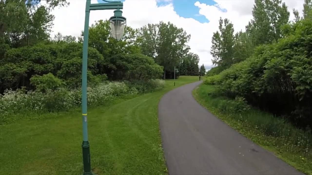 Parc des Prairies, Laval, Quebec - YouTube