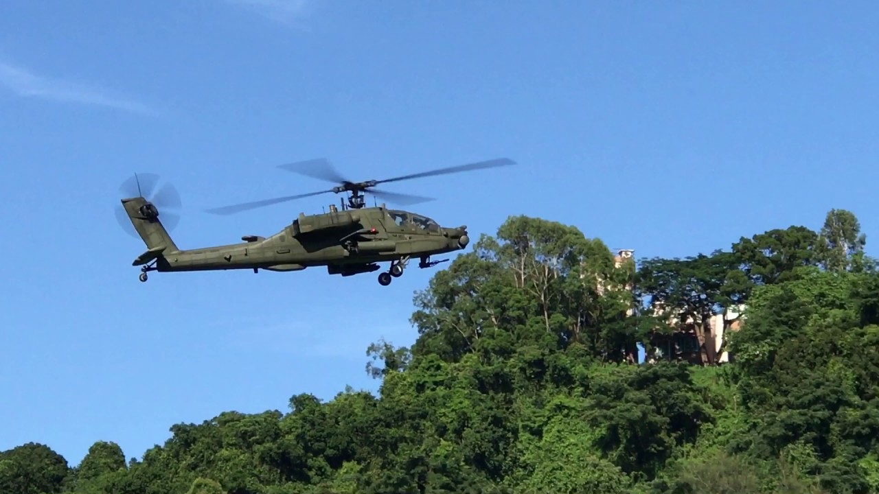 Apache AH-64 RC 500 Scale - YouTube