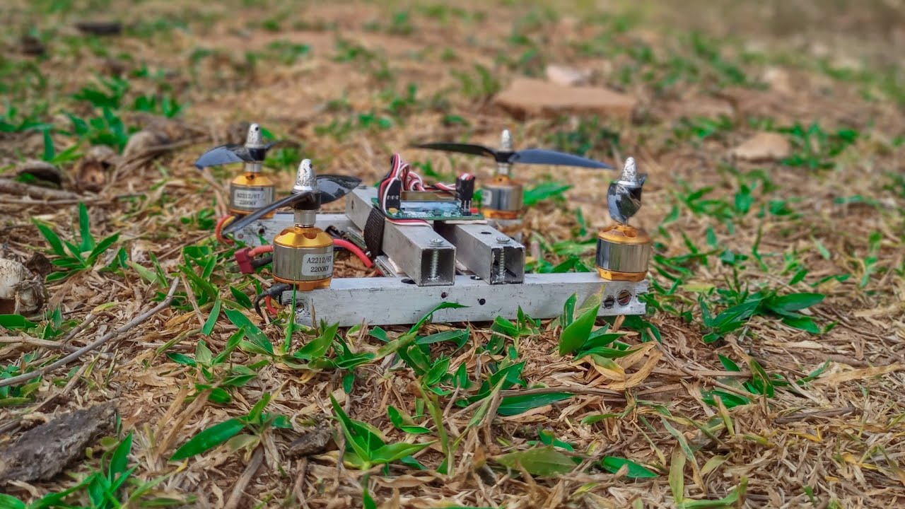 How to make mini Quadcopter||mini Quadcopter drone - YouTube