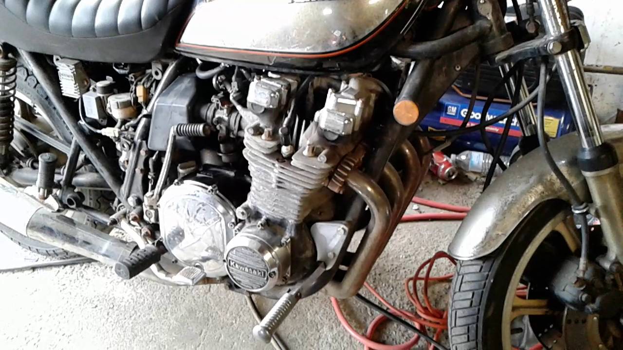 Cold start old start 1980 z1000 fuel injected - YouTube