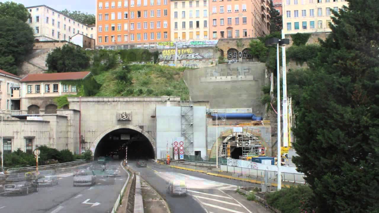 Tunnel de la Croix Rousse, le chantier : 9 mois en 90 secondes - YouTube