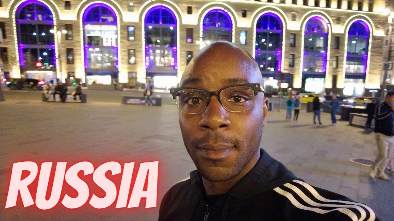 Moscow Russia at Night is Mesmerizing! - YouTube