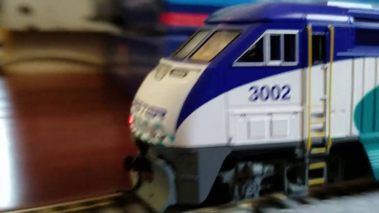 HO Scale Athearn Coaster, Metrolink, Freight 6/4/16 - YouTube