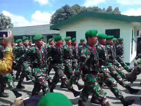 Defile dalam rangka HUT TNI tahun 2017 di RINDAM VI Mulawarman - YouTube