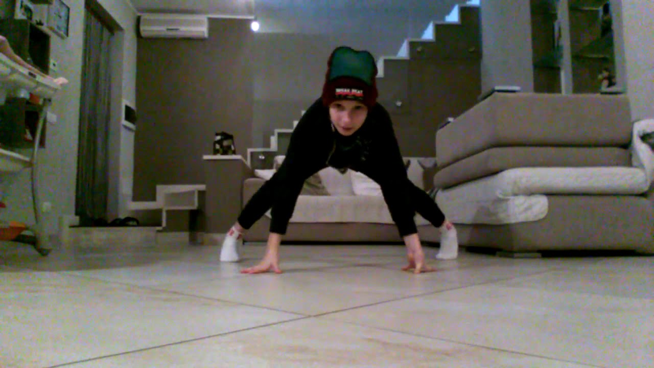 Lezione break dance (sixstep) - YouTube