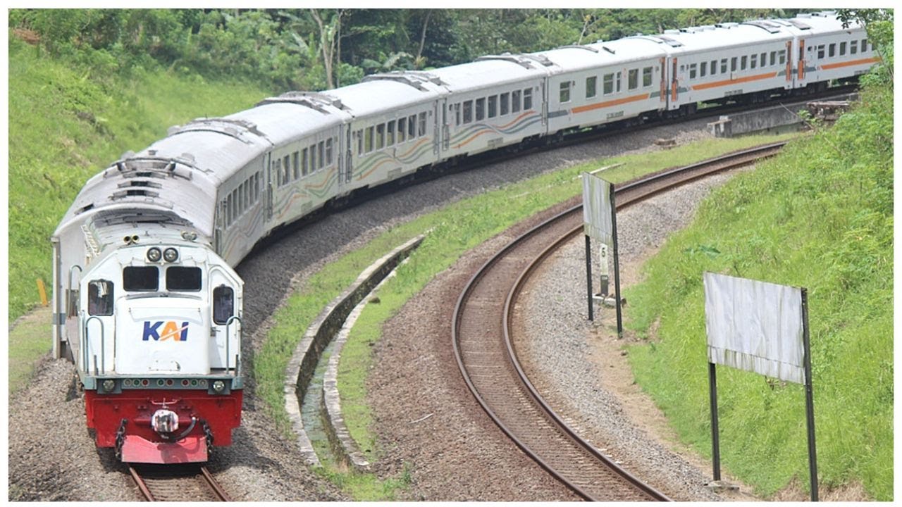BANYAK TIKUNGAN TAJAM‼️ Hunting Kereta Api di Spot Daop 5 Purwokerto ...