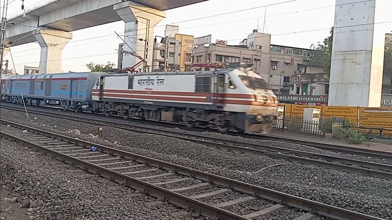 🎊🔥Brand new Mumbai - Delhi Garib Rath express with new LHB Coaches ...