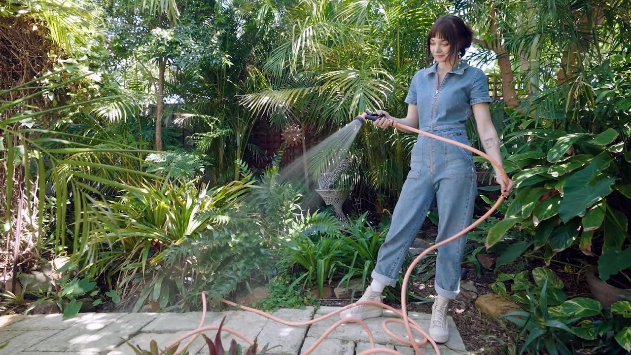 The Garden Gurus - Watering your garden with style - YouTube
