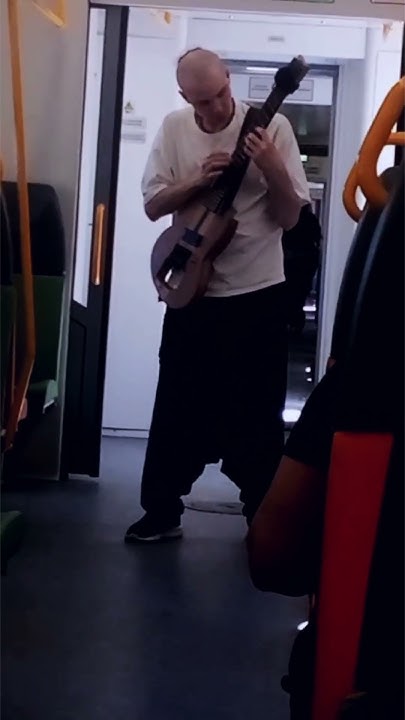 Бах на гитаре #guitar #youtube #shorts - YouTube