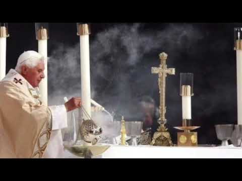 Kissing and incensing the altar, why? - YouTube