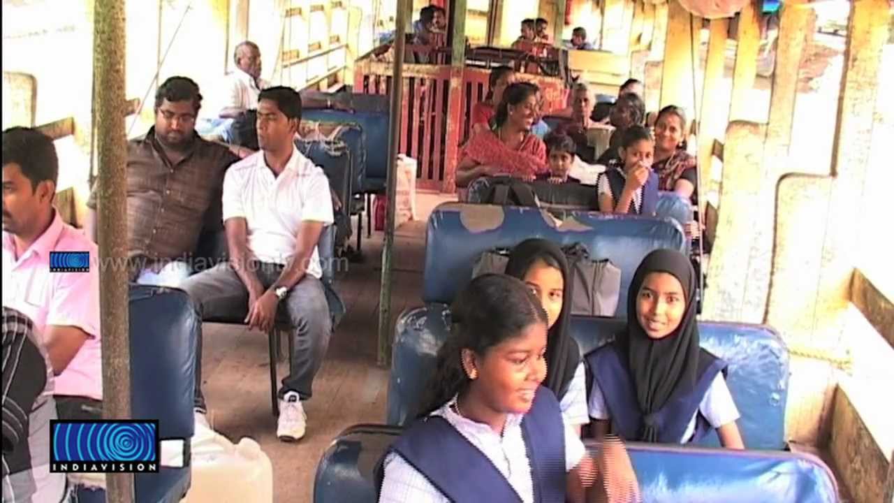 African Payal Threatens Journey Through Vembanad Lake - YouTube