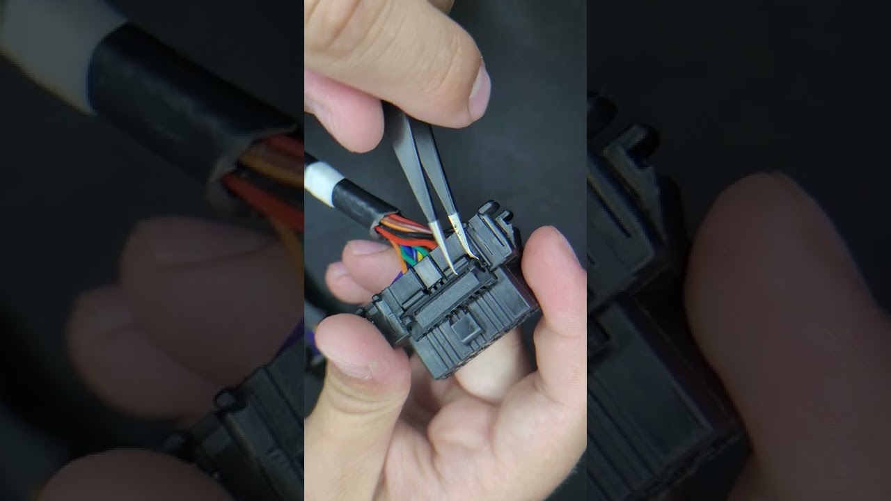 how to modify ELM cable for renault for use to DDT4ALL - YouTube