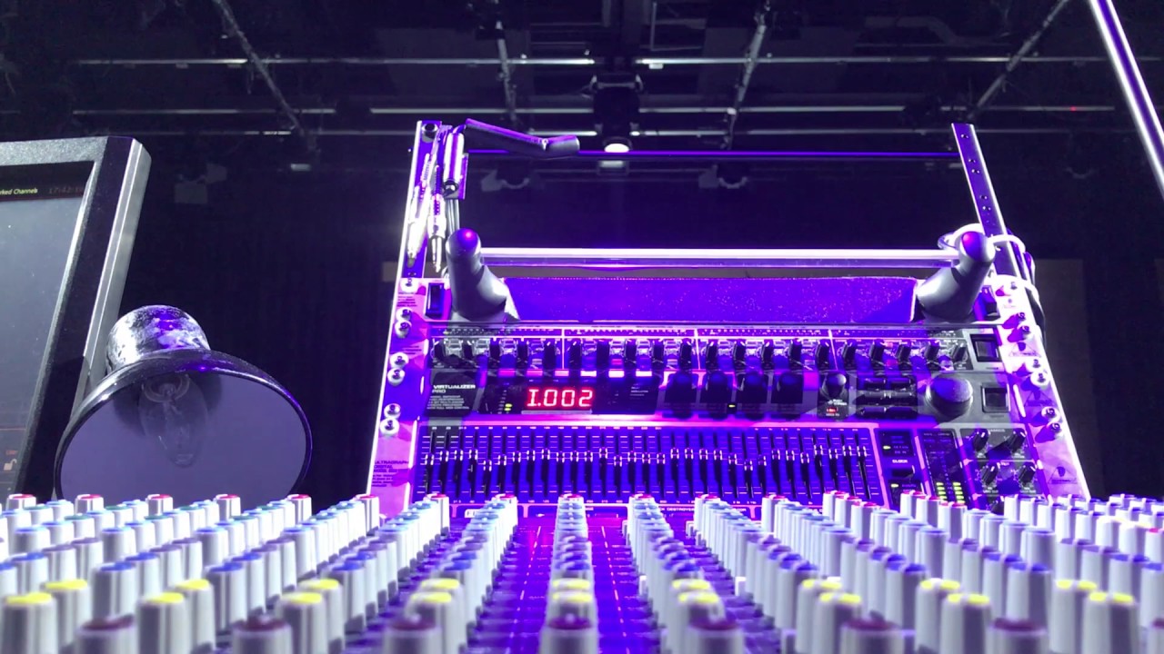 Lighting operator/ VJ 4 - YouTube