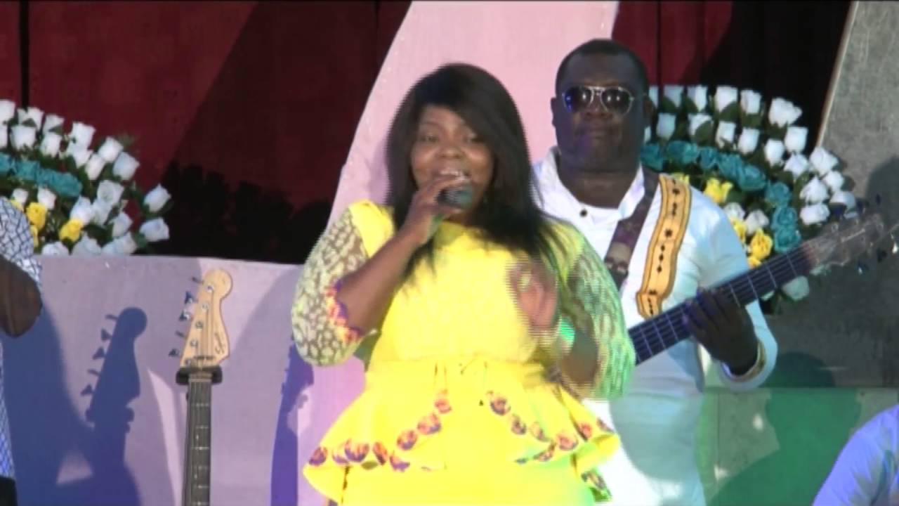 Adekyea mu nsem (CELESTIAL PRAIZ 2015) by Celestine Donkor. - YouTube