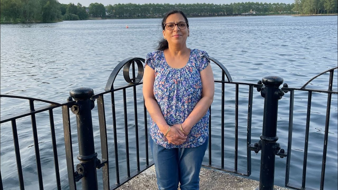 Doncaster Lakeside walk - YouTube