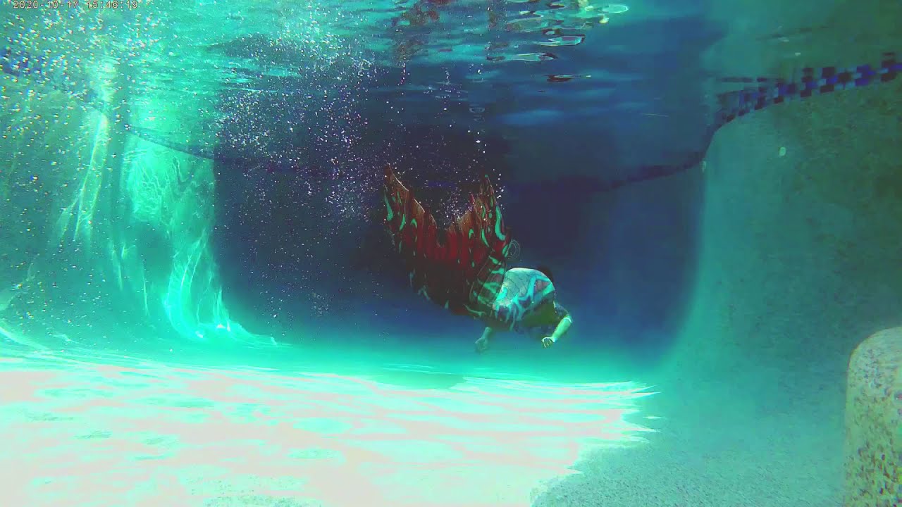 Mermaid Sighting Underwater - YouTube