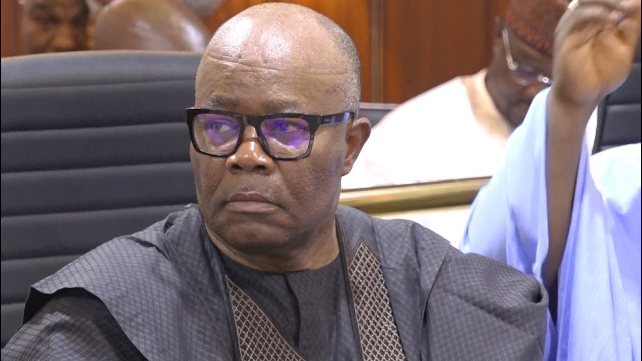 People Have Waged War Against Us -Akpabio Tells Supporters To Be Battle ...