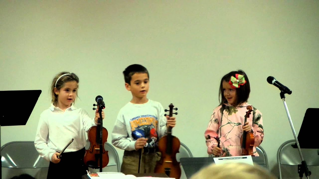 Caitlin 2013 December Beginner violin - YouTube