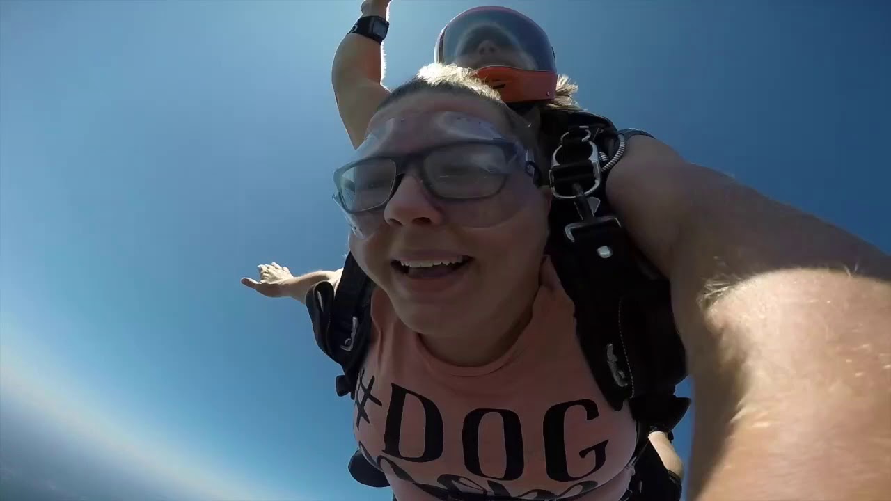 Tandem Skydive | Leslie from Antioch amg - YouTube