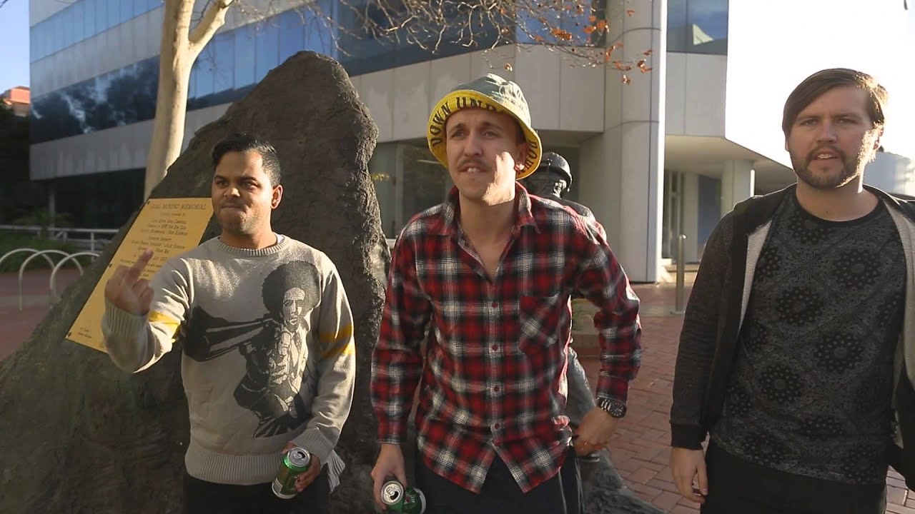 WOLLONGONG - I'M COMING HOME! - YouTube