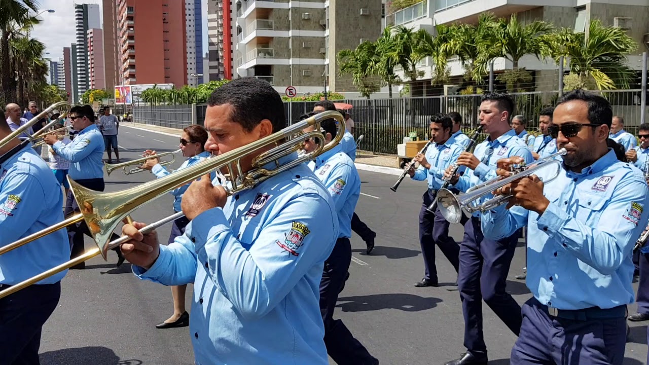 Banda 16 de agosto na abertura do desfile cívico militar de Setembro ...