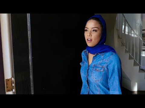 Maya Bijou - Religious Muslim Girl