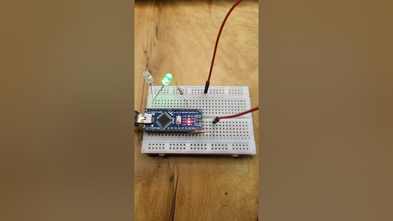 Arduino oscillator #youtubeshorts #astablemultivibrator - YouTube