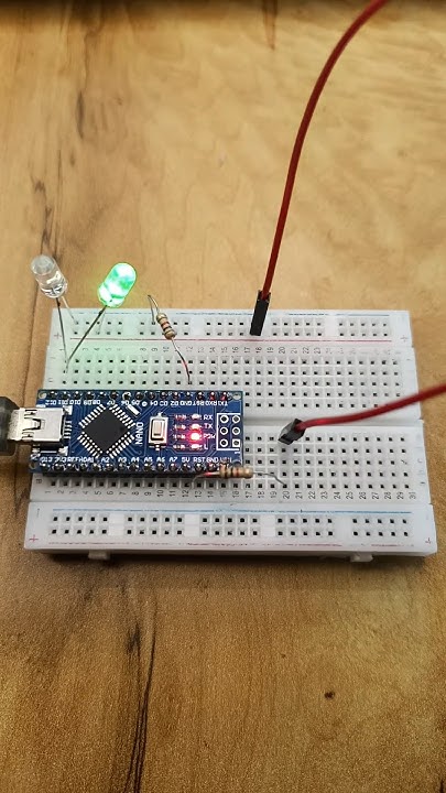 Arduino oscillator #youtubeshorts #astablemultivibrator - YouTube