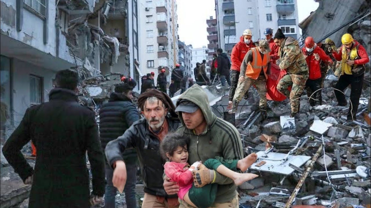 Turkey Earthquake Today | A 6.5 Magnitude Earthquake Strike istanbul Of ...