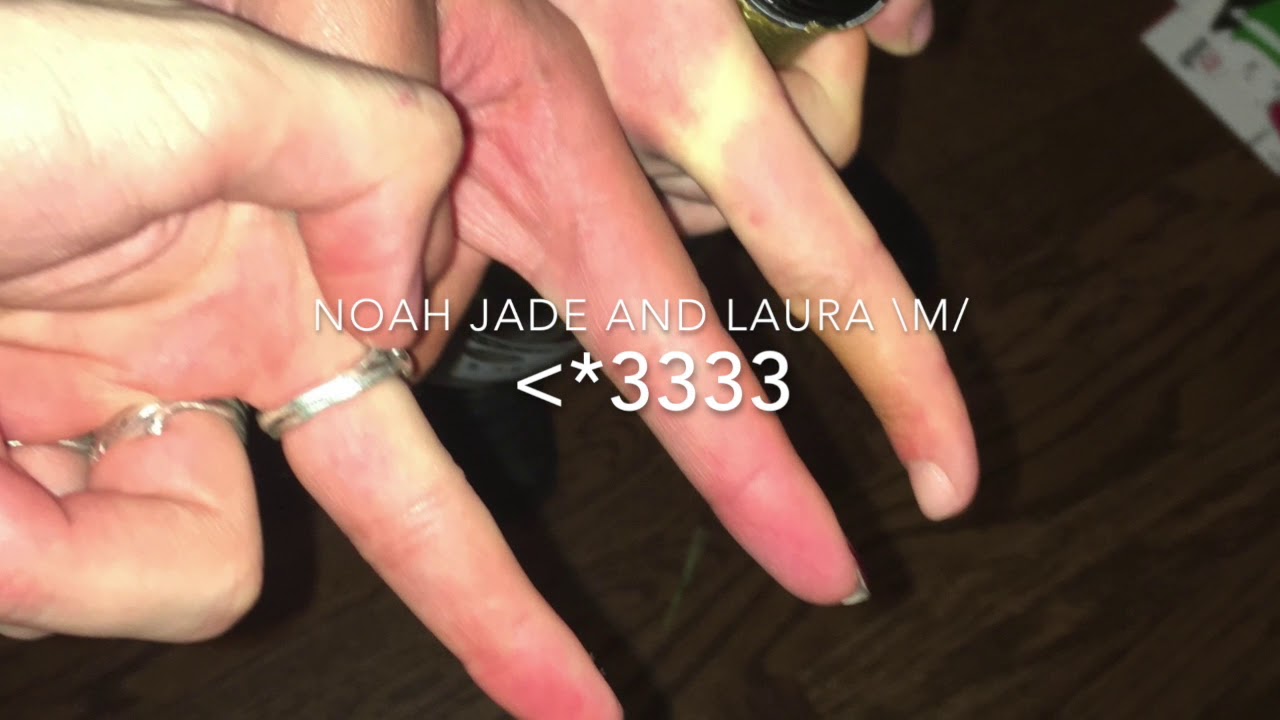 Laura Les / osno1 - Dumb Pics - YouTube