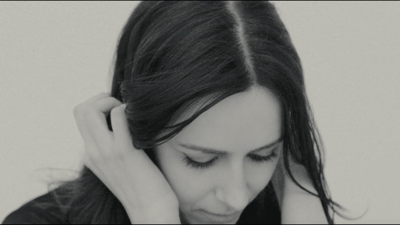 Iris Caltwait - "i'm in the corner, alone" (lyric video) - YouTube