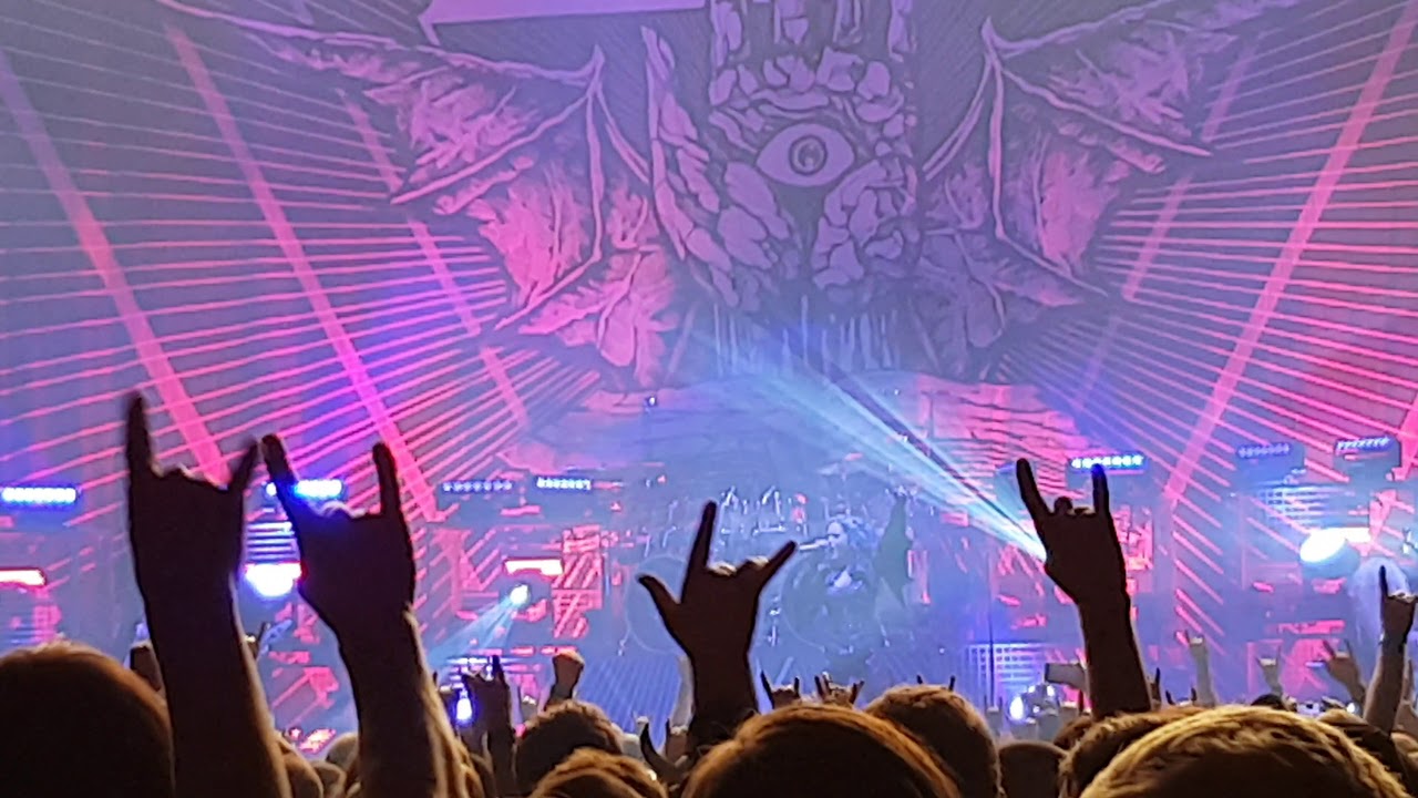 Arch Enemy - Tipsport Arena Praha 17.11.2019 (Live Prague) - Intro ...